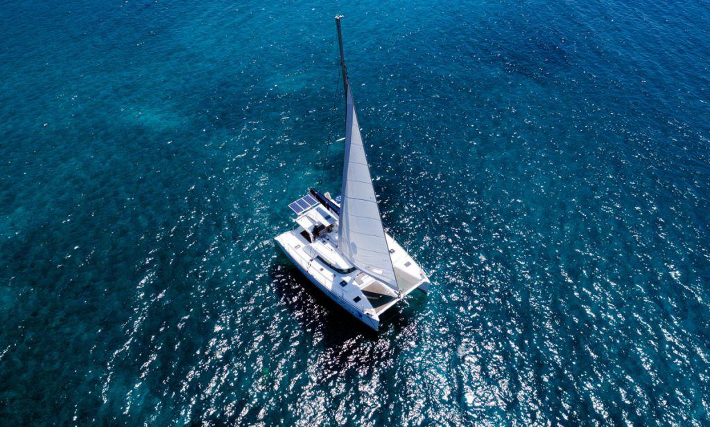 Lagoon 44 Fly - Luxury Catamarans