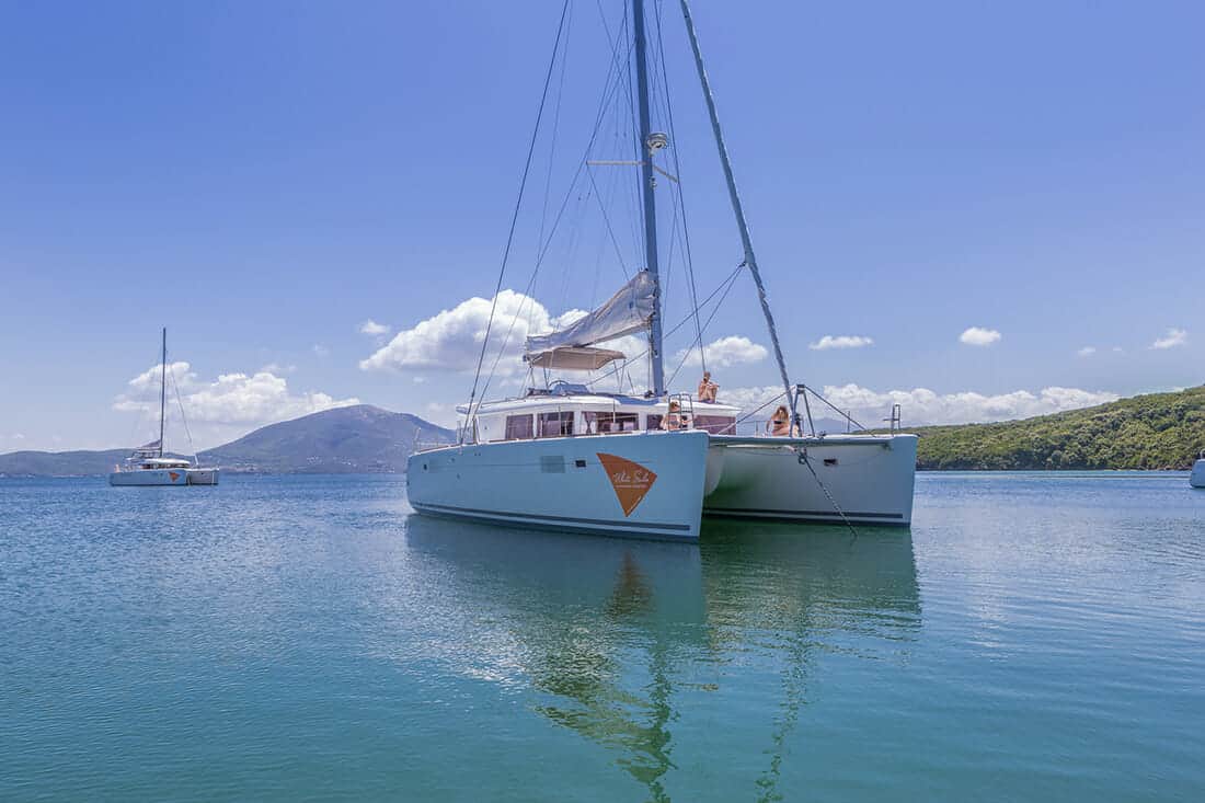 Lagoon 450 - Luxury Catamarans