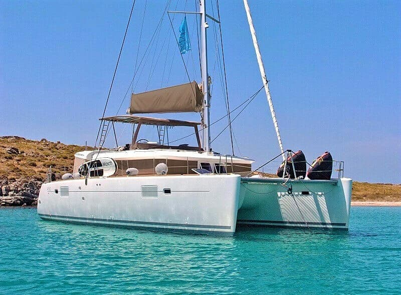 Lagoon 450 Fly - Luxury Catamarans